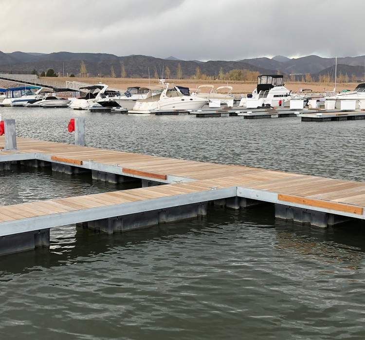 Galvanized Steel Structures Immersed in Water